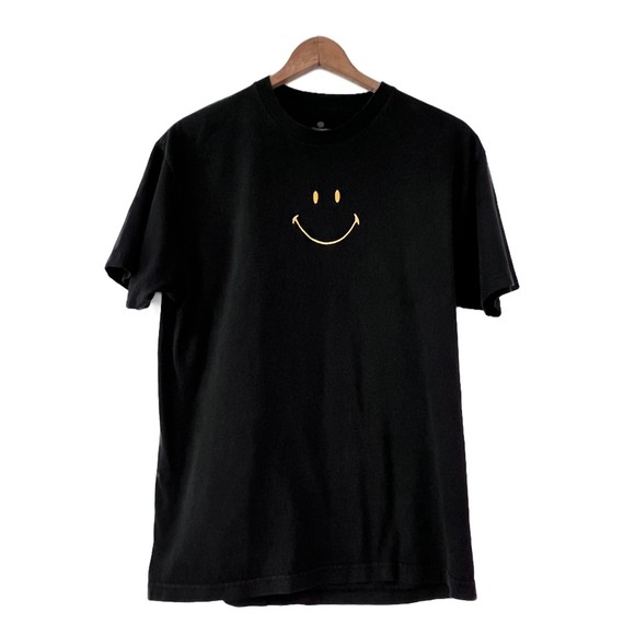 Smiley | Shirts | Smiley London Smiley Face Tshirt Black Body Rags ...